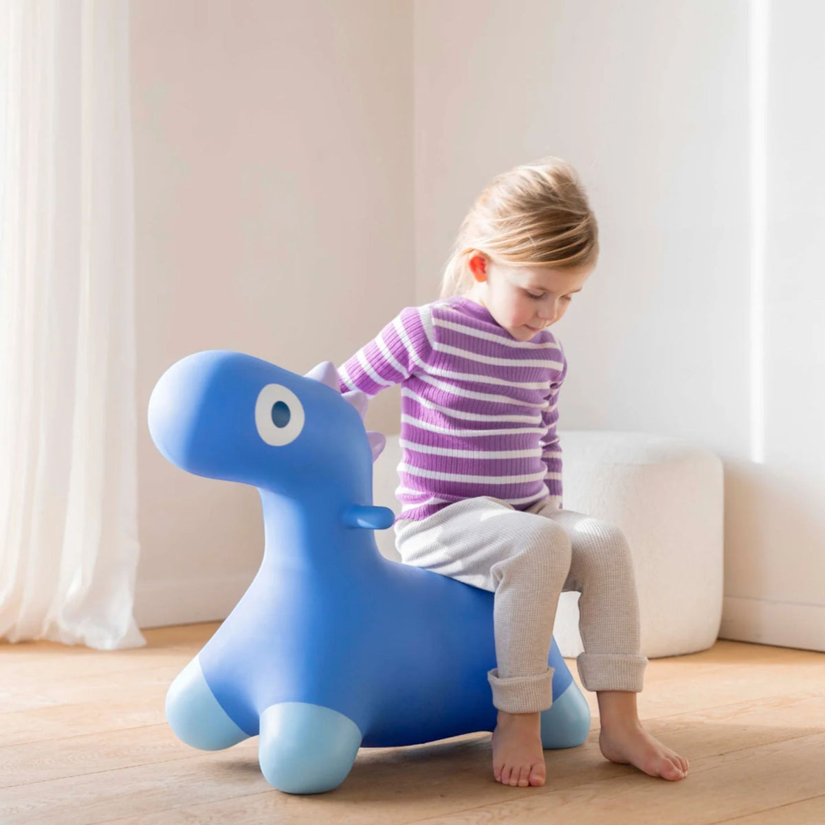 Hoppi - Bouncing Dino Cosmic Blue – Scooter Girl Toys