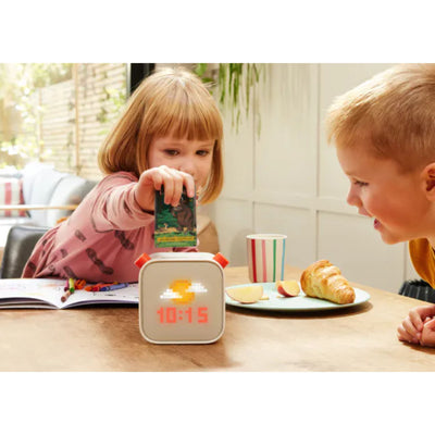 Crazy Aaron's Thinking Putty Mini Tin - K-Pop – Scooter Girl Toys